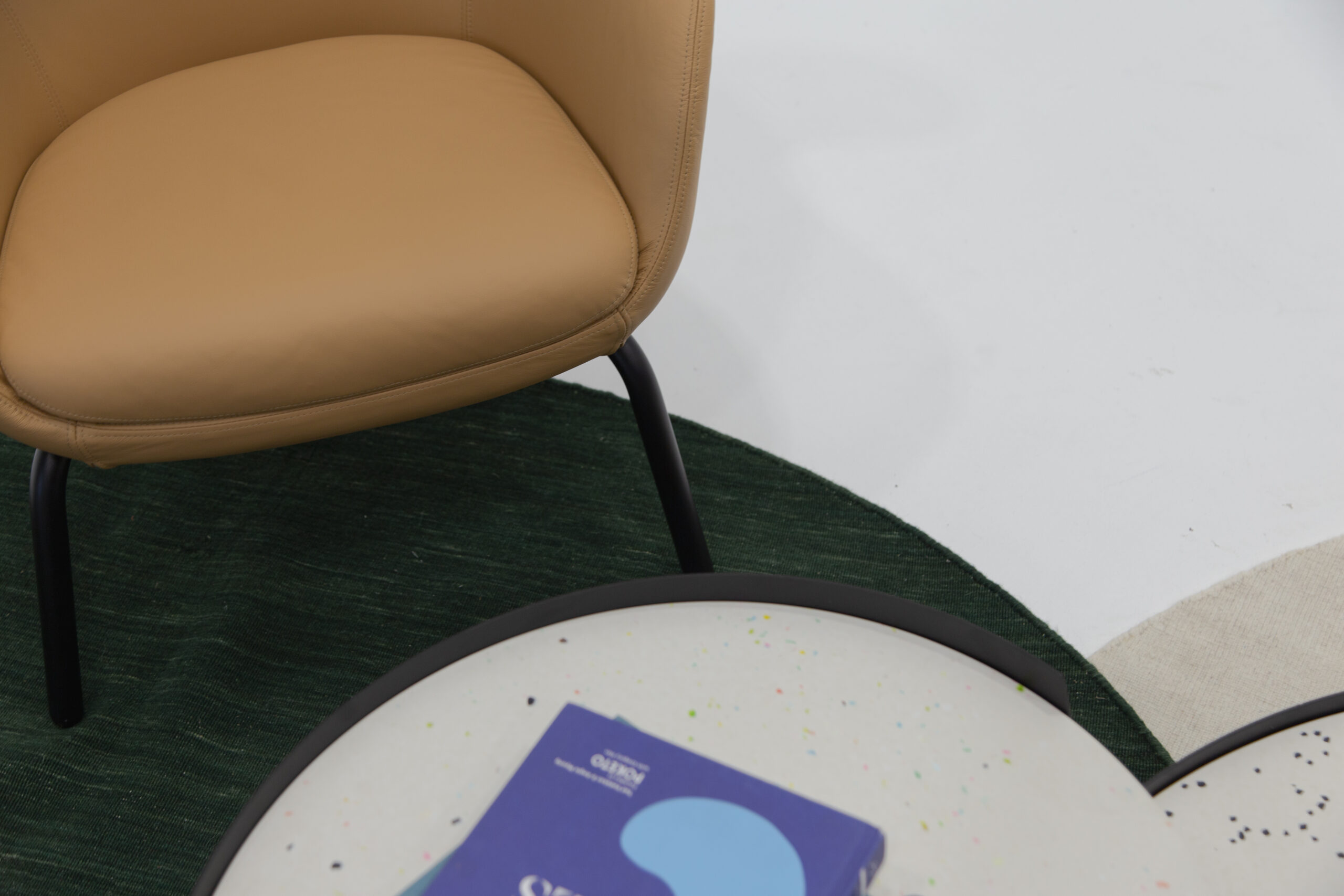 Margin Office Coffee Table | Tables | Frovi