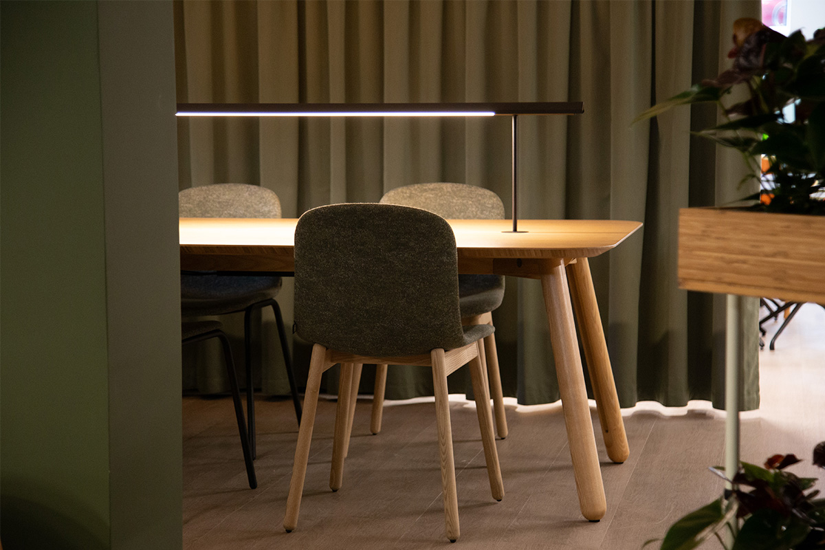 Task Desk Light | Lighting & Power Outlets | Frovi