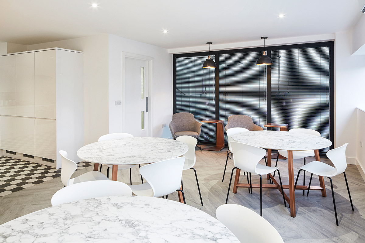 Relic Round & Square Tables | Collaboration Tables | Frovi