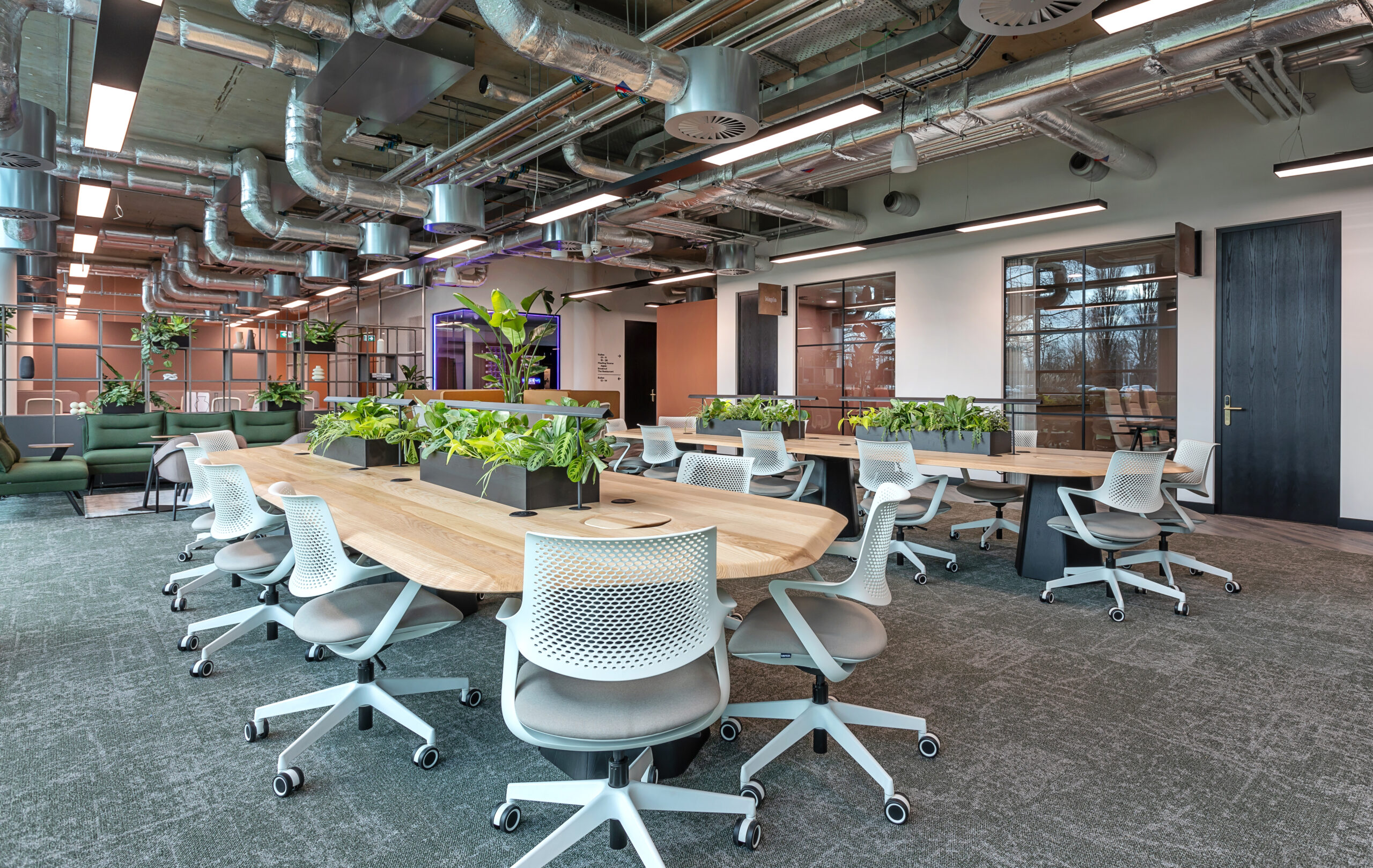 Link Spaces - Grey Interiors - Frovi