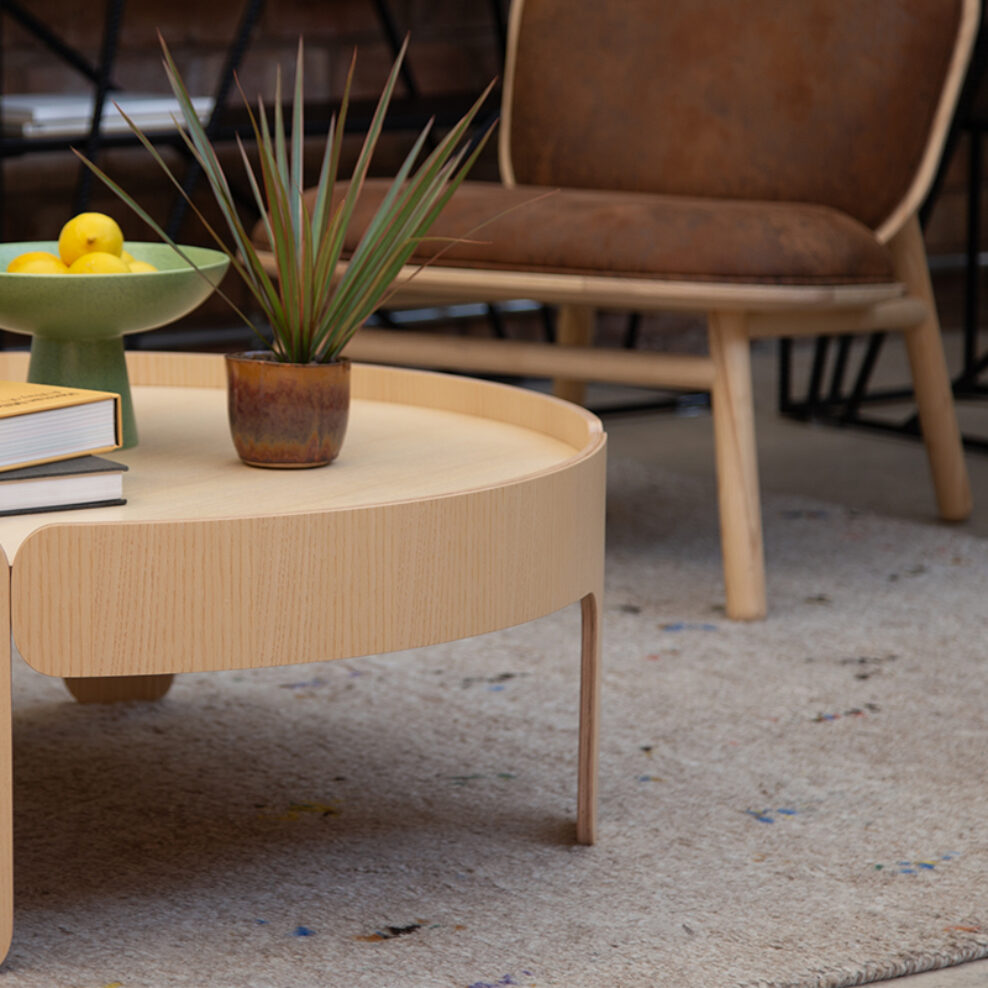 Wrapt Minimal Coffee Table | Tables | Frovi