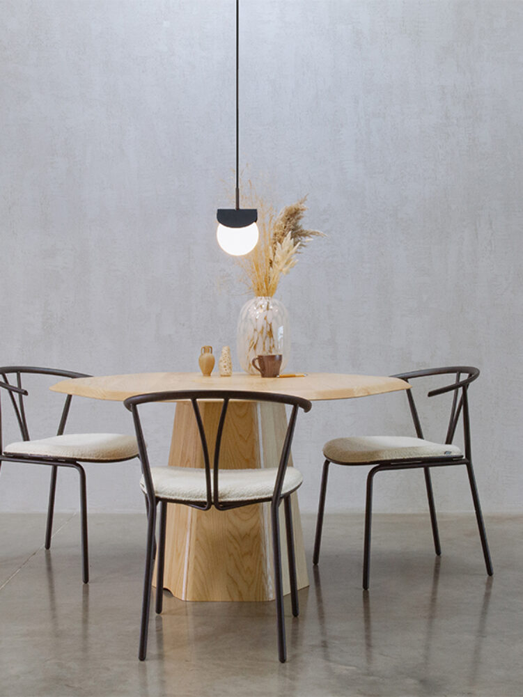 Isle Ash Table | Collaboration Tables | Frovi