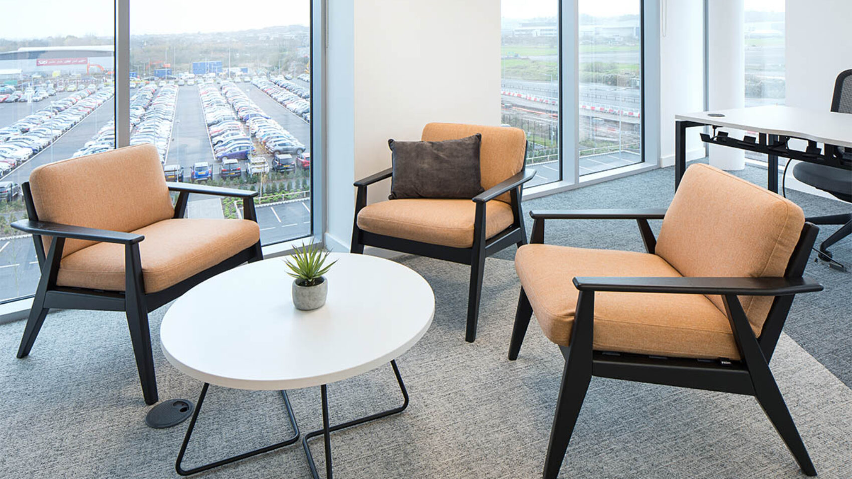 Scandi - Frovi - Stunning Office Armchair