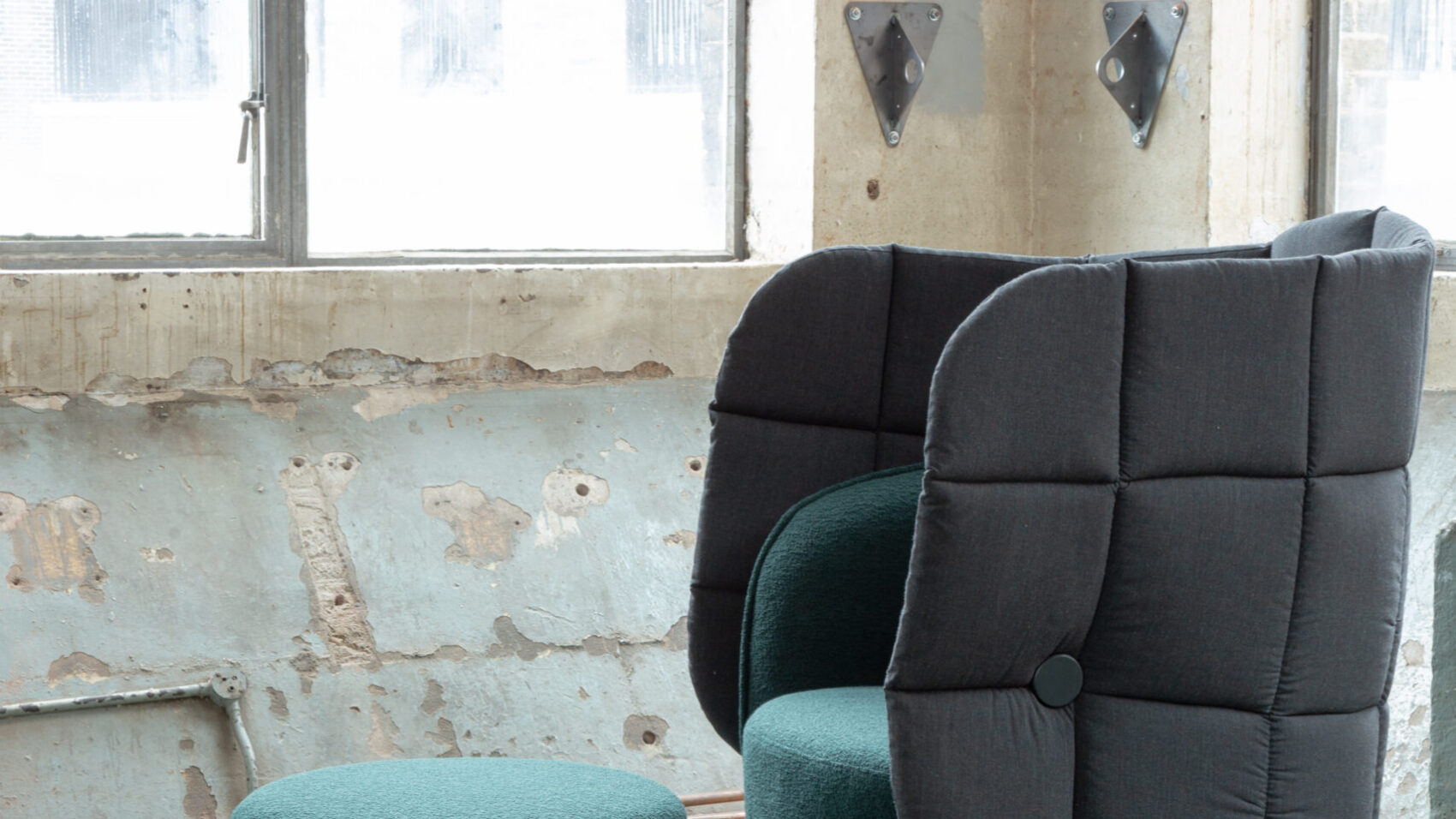 Puffa Office Armchair | Soft Seating | Frovi