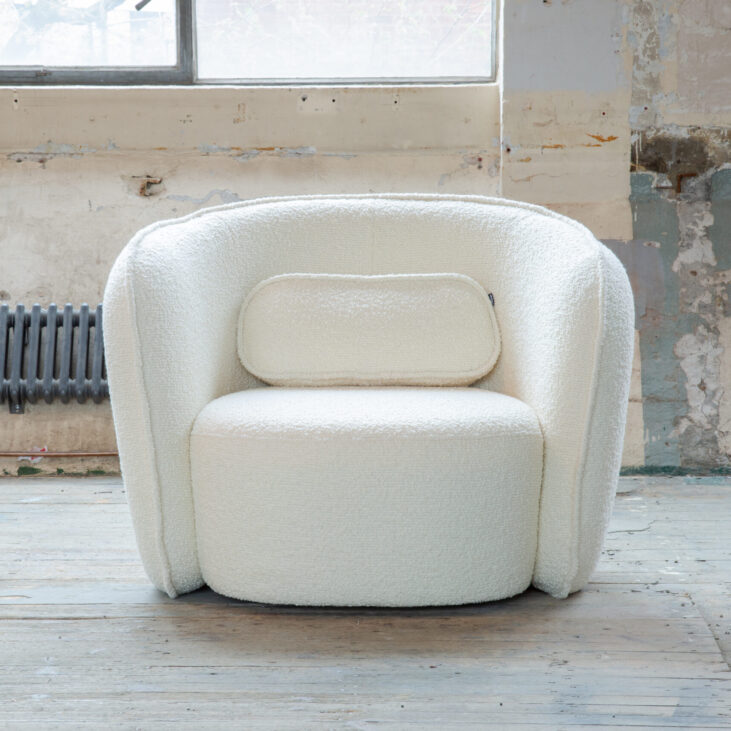 Designers Of Distinctive Commercial Furniture | Frovi