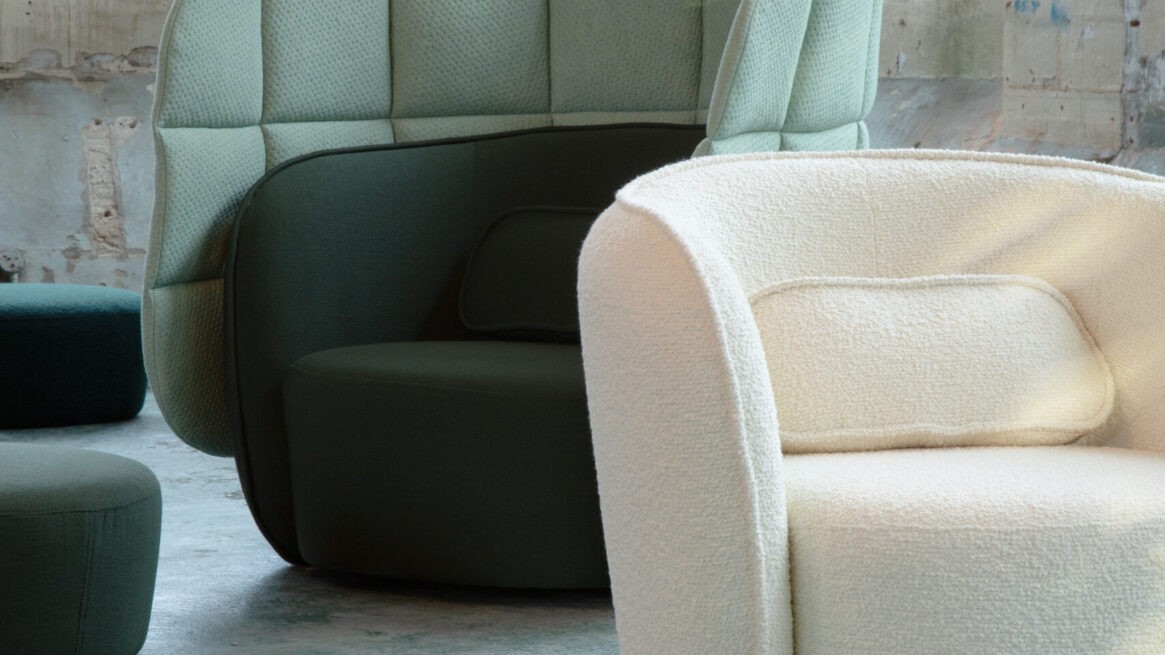 Puffa Office Armchair | Soft Seating | Frovi