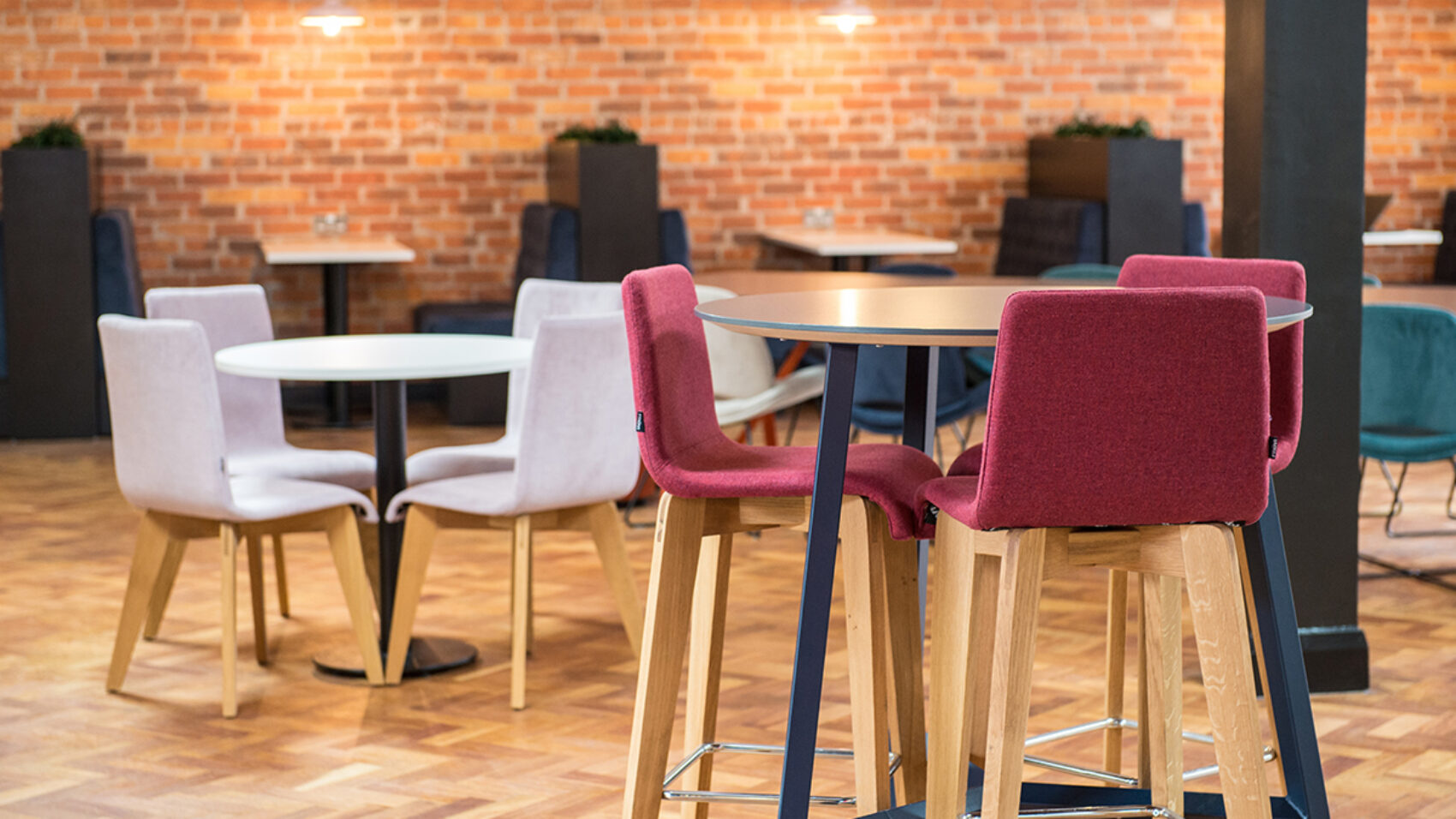 Relic Round & Square Tables | Collaboration Tables | Frovi